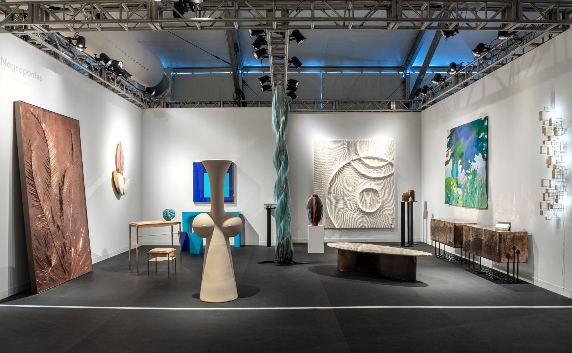 LA VENEREVOLA A MIAMI - Rometti Ceramiche | Opere d'arte in ceramica